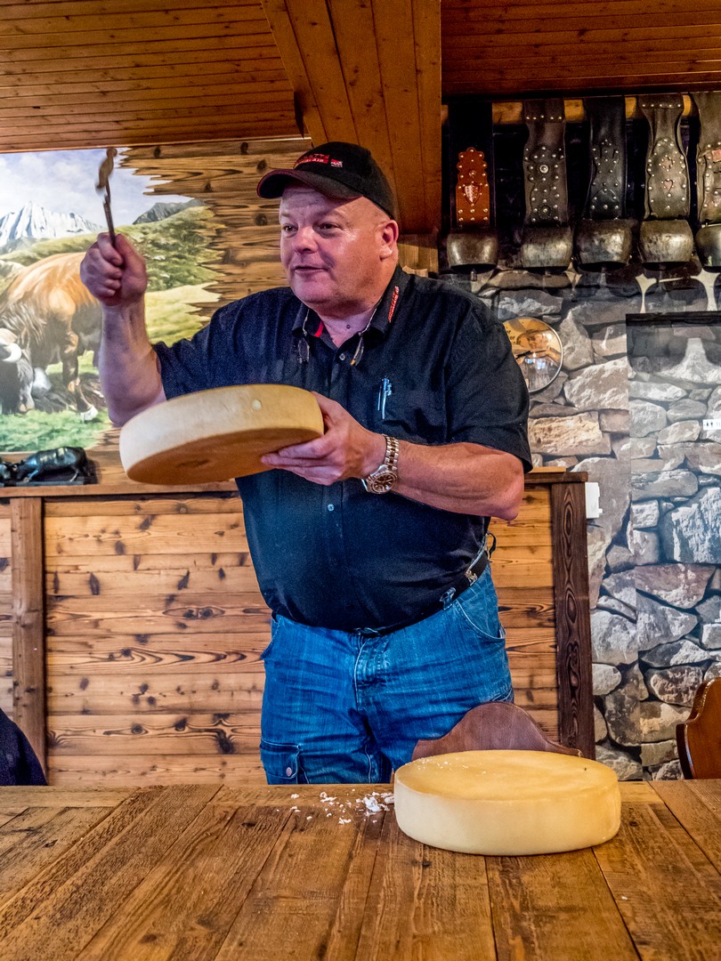 Verbier et le Val de Bagnes, capitales de la raclette valaisanne